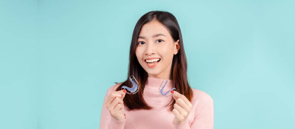 Invisalign retainers: what to expect after treatment | Invisalign ...